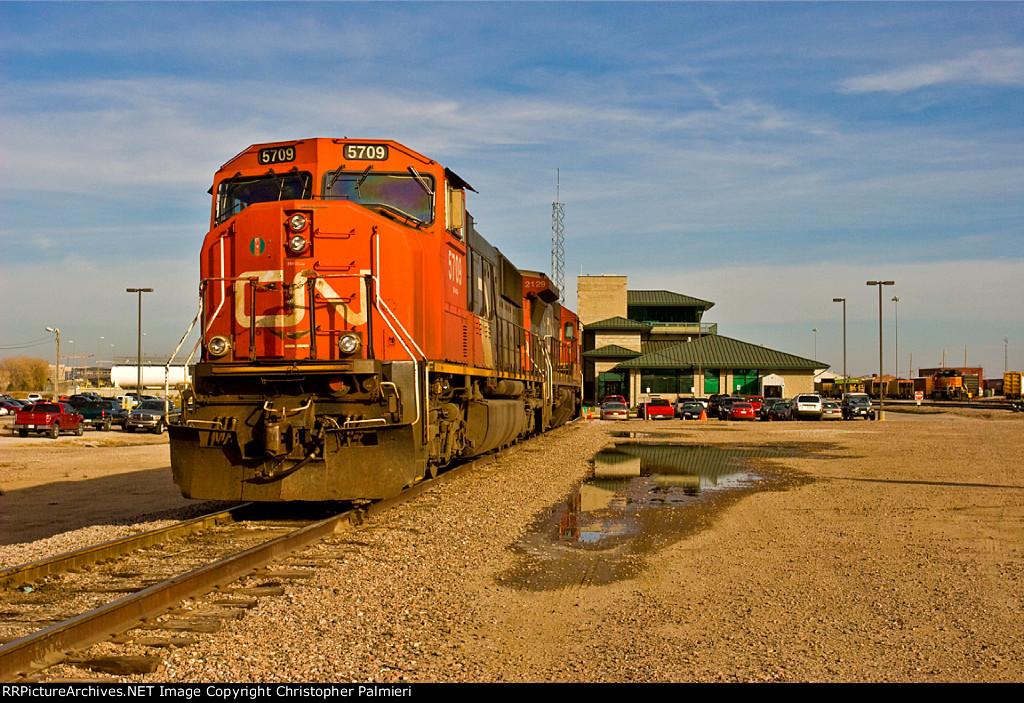 CN 5709